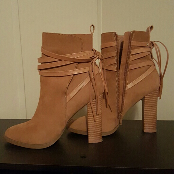 Steve Madden | Shoes | Steve Madden Size 85 Camel Colored Ankle Boots ...